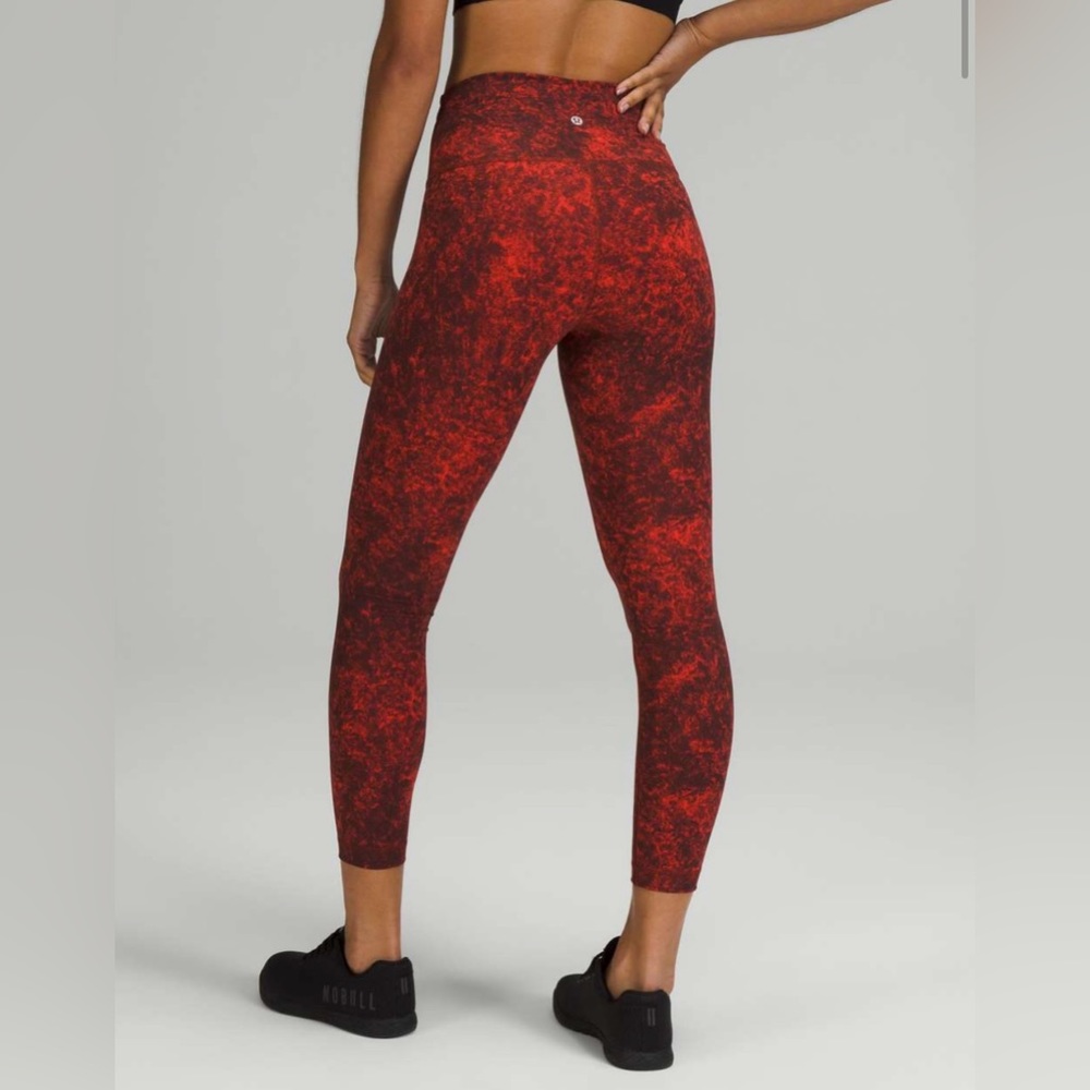 Lululemon Wonder Train Demon Wash Autumn Red Black 25… - Gem